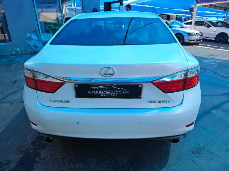 2014 Lexus ES 250 EX – Rifle Range Car Sales