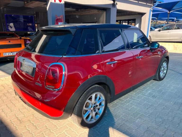 2015 MINI Hatch Cooper Hatch 5-Door – Rifle Range Car Sales