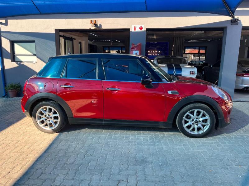 2015 MINI Hatch Cooper Hatch 5-Door – Rifle Range Car Sales