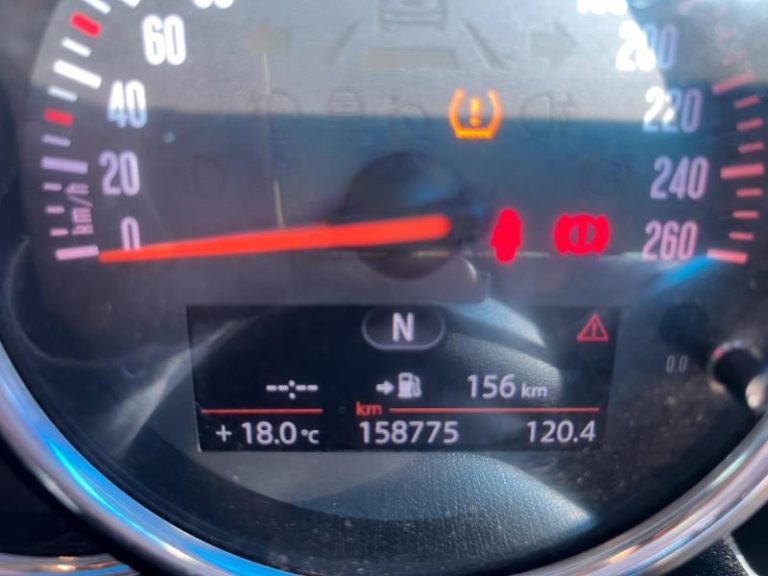 2015 MINI Hatch Cooper Hatch 5-Door – Rifle Range Car Sales