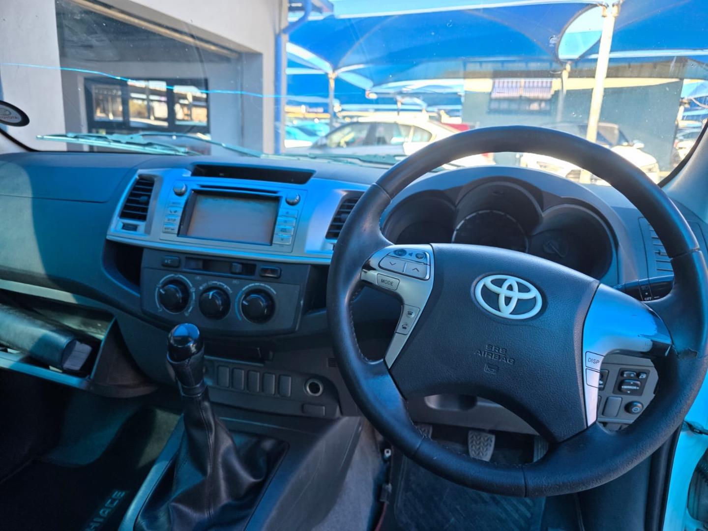 2013 Toyota Hilux 2.7 Double Cab Raider Dakar Edition – Rifle Range Car ...