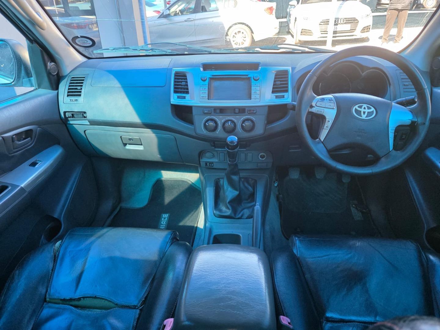 2013 Toyota Hilux 2.7 Double Cab Raider Dakar Edition – Rifle Range Car ...